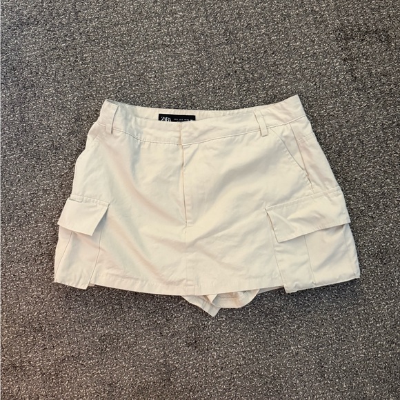 Urban Outfitters | Shorts | Urban Outfitters Cream Skorts With Relaxed ...